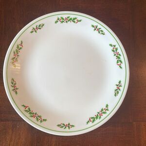 Corelle | Dining | Vintagecorelle Christmas Holly Dinner Plate Dishes ...